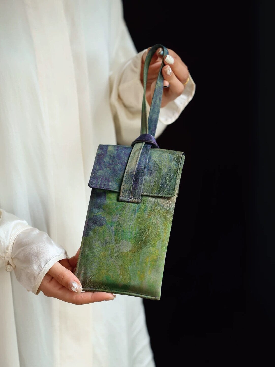 [Chinoiserie] Luxury Silk Phone Pouch | Bag | Three Fleas