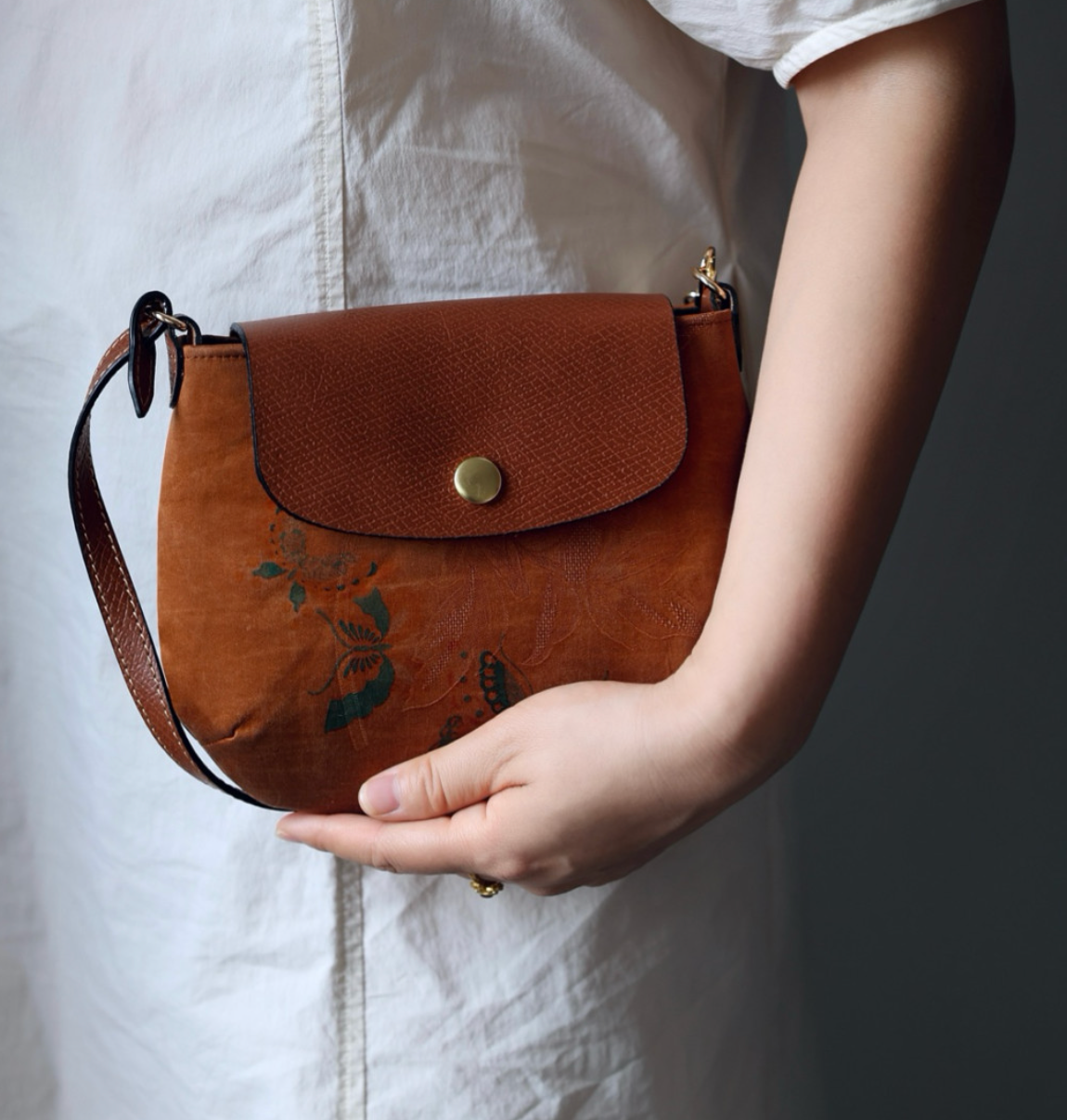 [Chinoiserie] Silk Phone Bag | Bag | Three Fleas