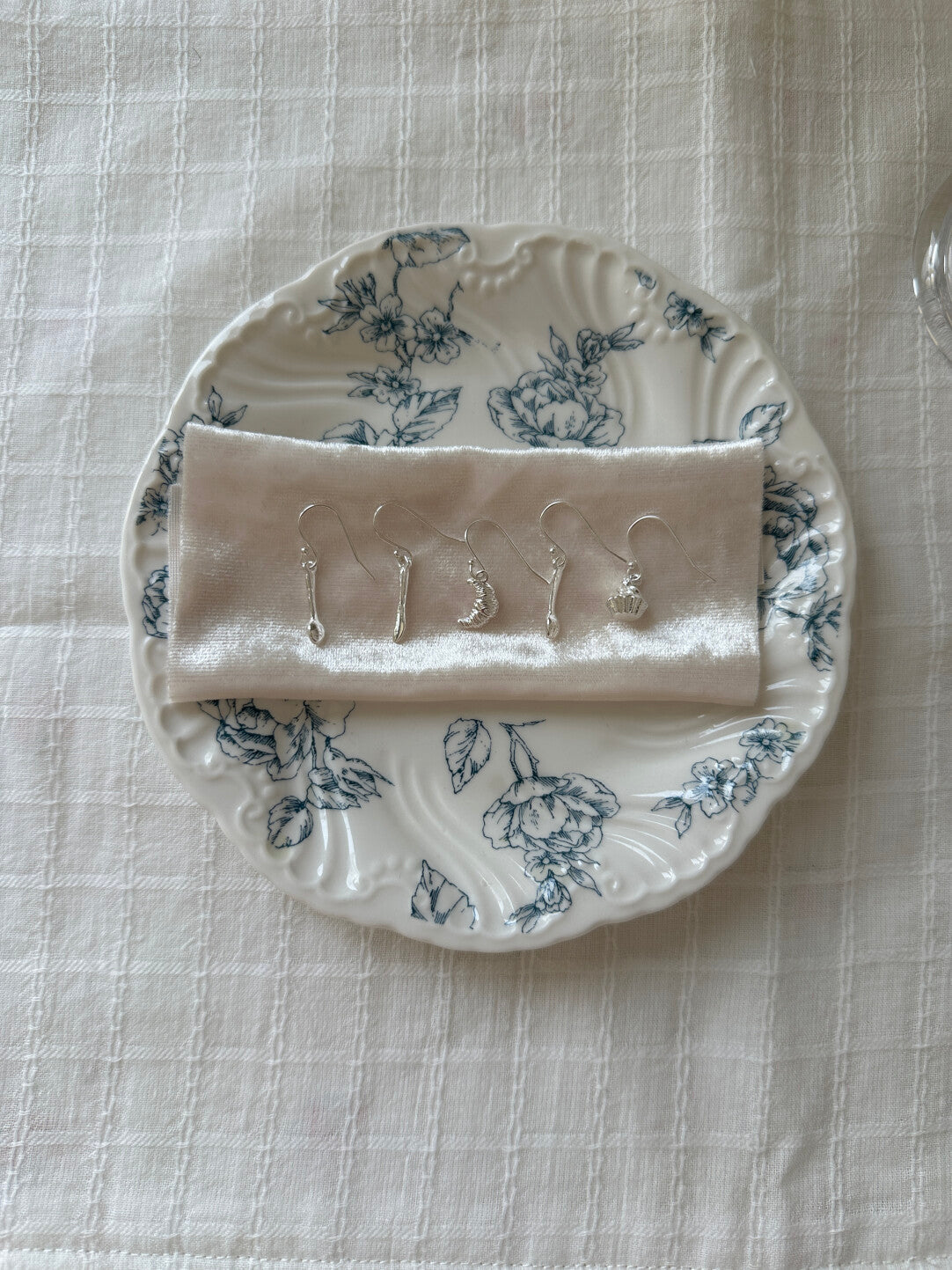 High Tea Party Cute Tableware Single Earring | Jewelry | Three Fleas