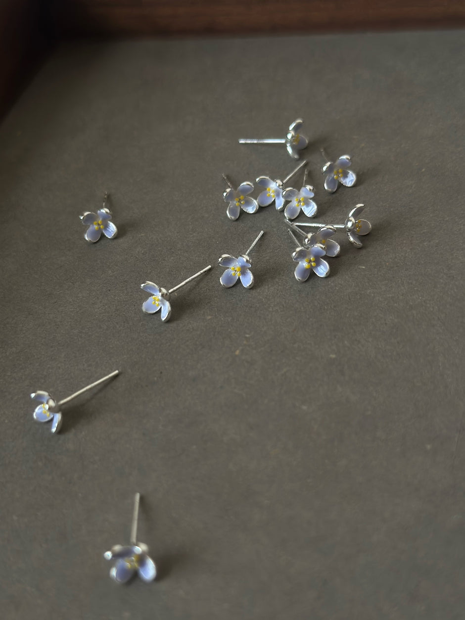 Earring – Three Fleas