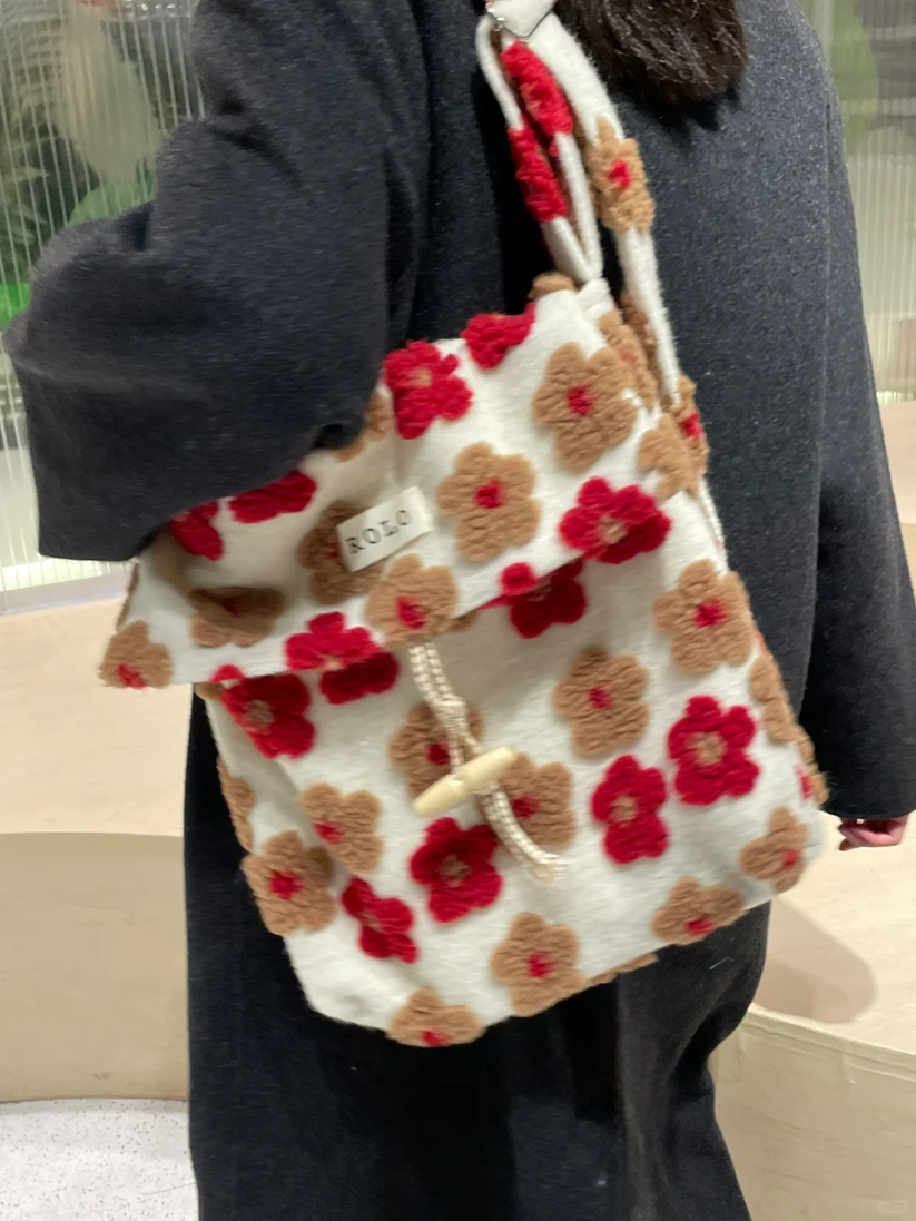 Plush Flip Crossbody Bag | Bag | Three Fleas