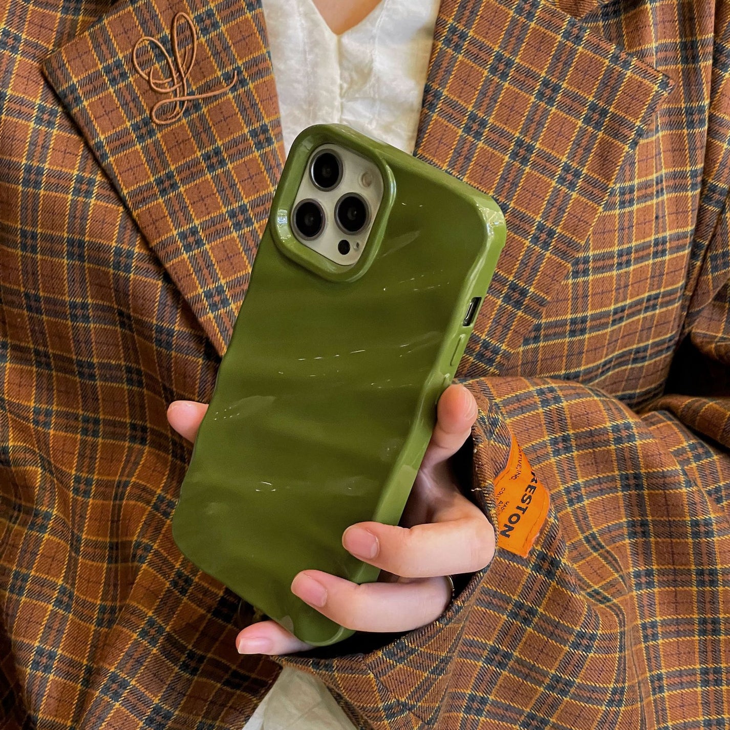 Simple and Chic Green Essential Case for iPhone | Phone Case | Three Fleas